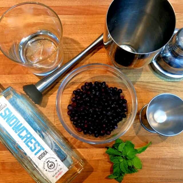 Huckleberry Cocktail Recipe | EmilyFabulous