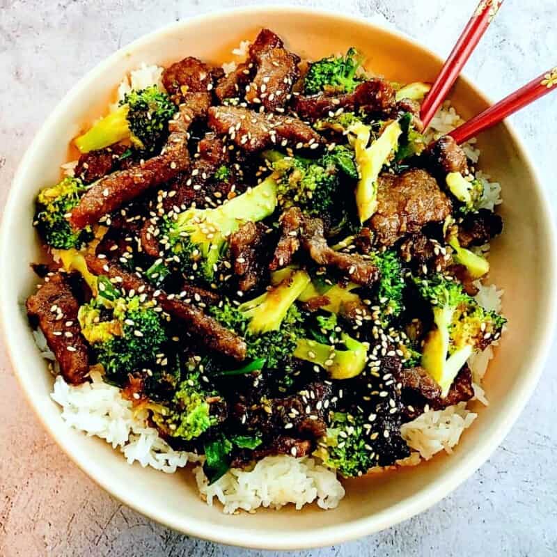 Sticky Beef, Broccoli, and Rice | EmilyFabulous