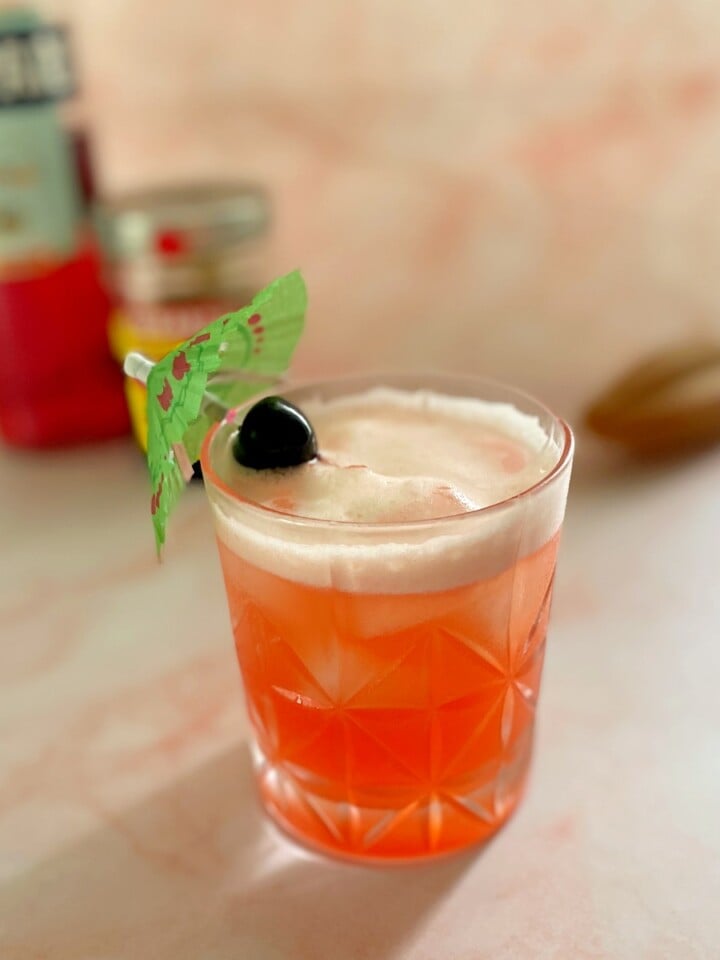 Guava Cocktail | EmilyFabulous