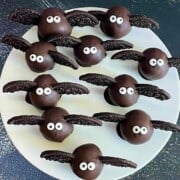 Halloween Bat Cake Pops | EmilyFabulous