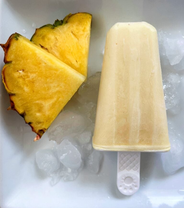 Pineapple Popsicles | EmilyFabulous