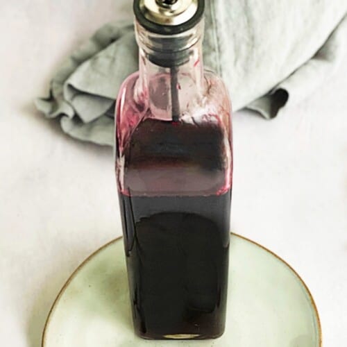 Huckleberry Syrup | EmilyFabulous